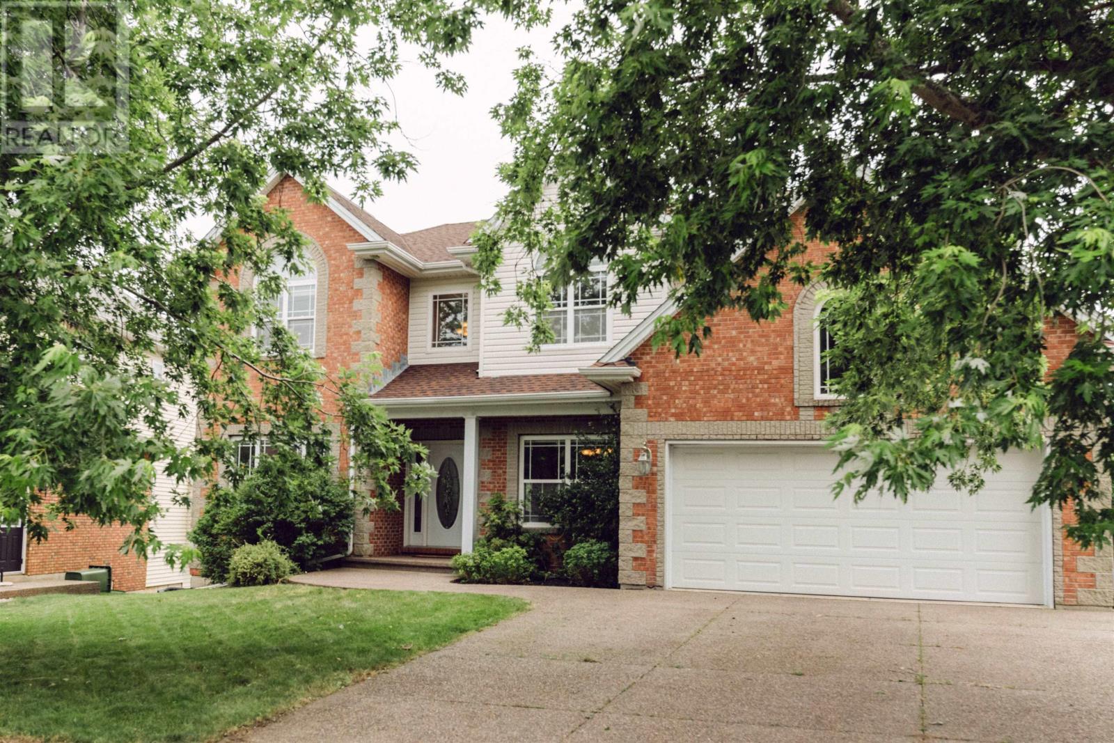 16 Ravines Drive, Bedford, Nova Scotia B4A4L6 | REALTOR.ca