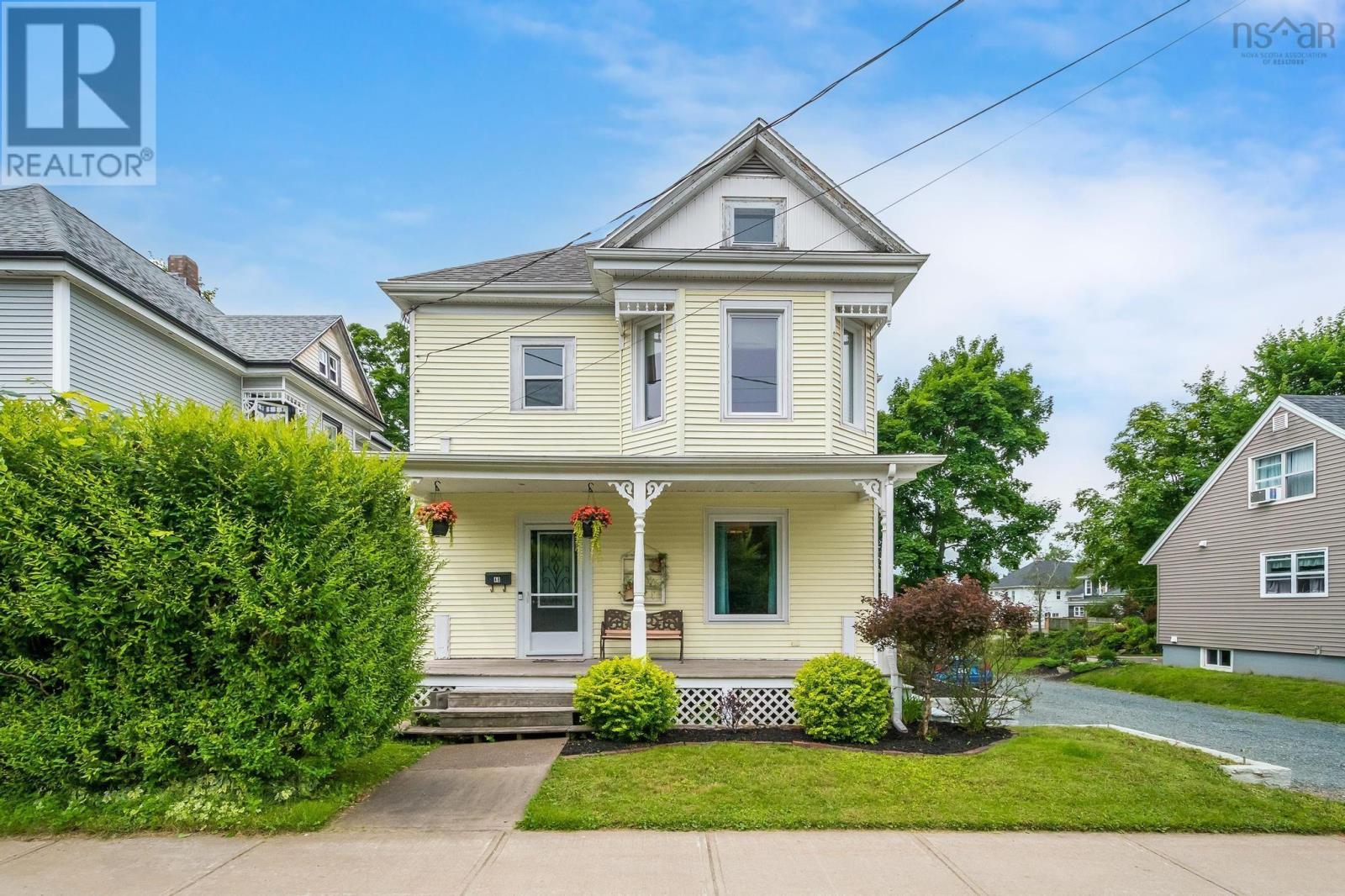 For sale: 48 Lyman Street, Truro, Nova Scotia B2N4S2 - 202417781 ...