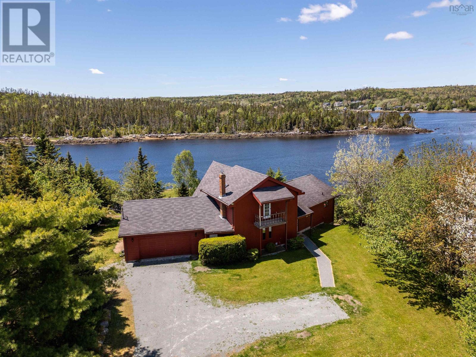 For sale: 4040 Prospect Road, Shad Bay, Nova Scotia B3T2B9 - 202413869 ...