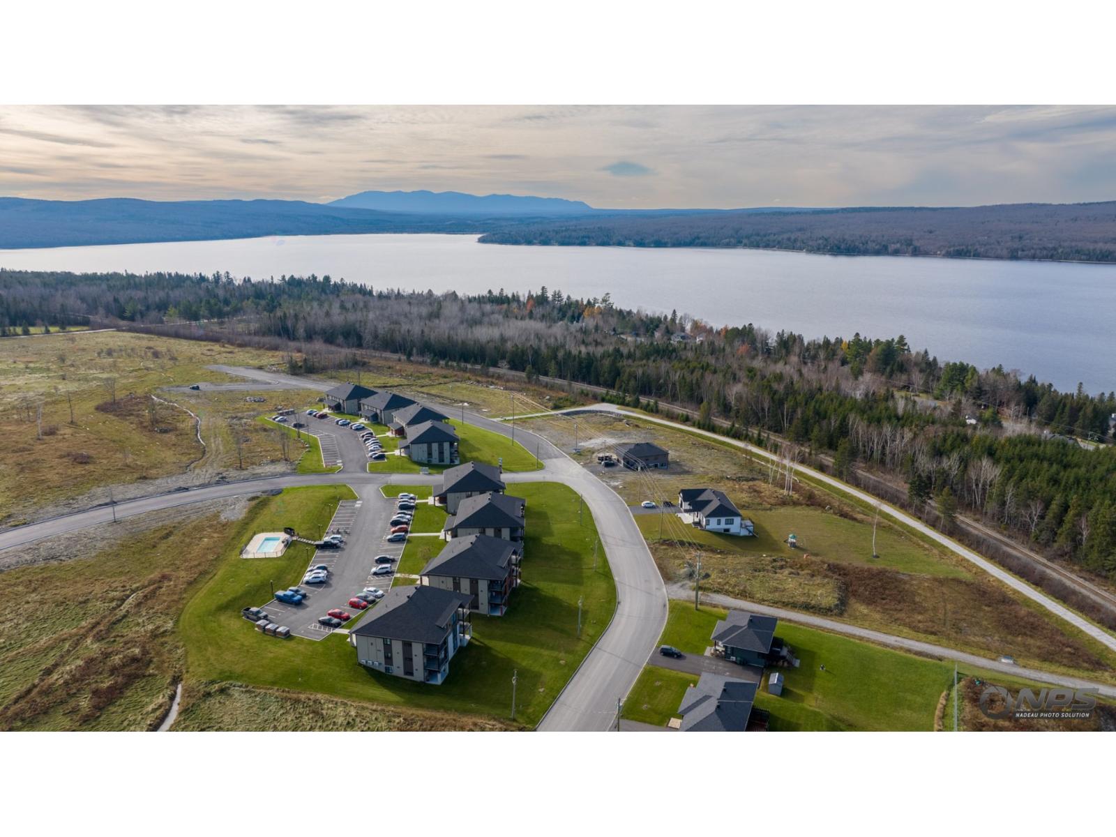 For sale: Rue de l'Horizon, Lac-Mégantic, Quebec G6B0H6 - 11286463 ...