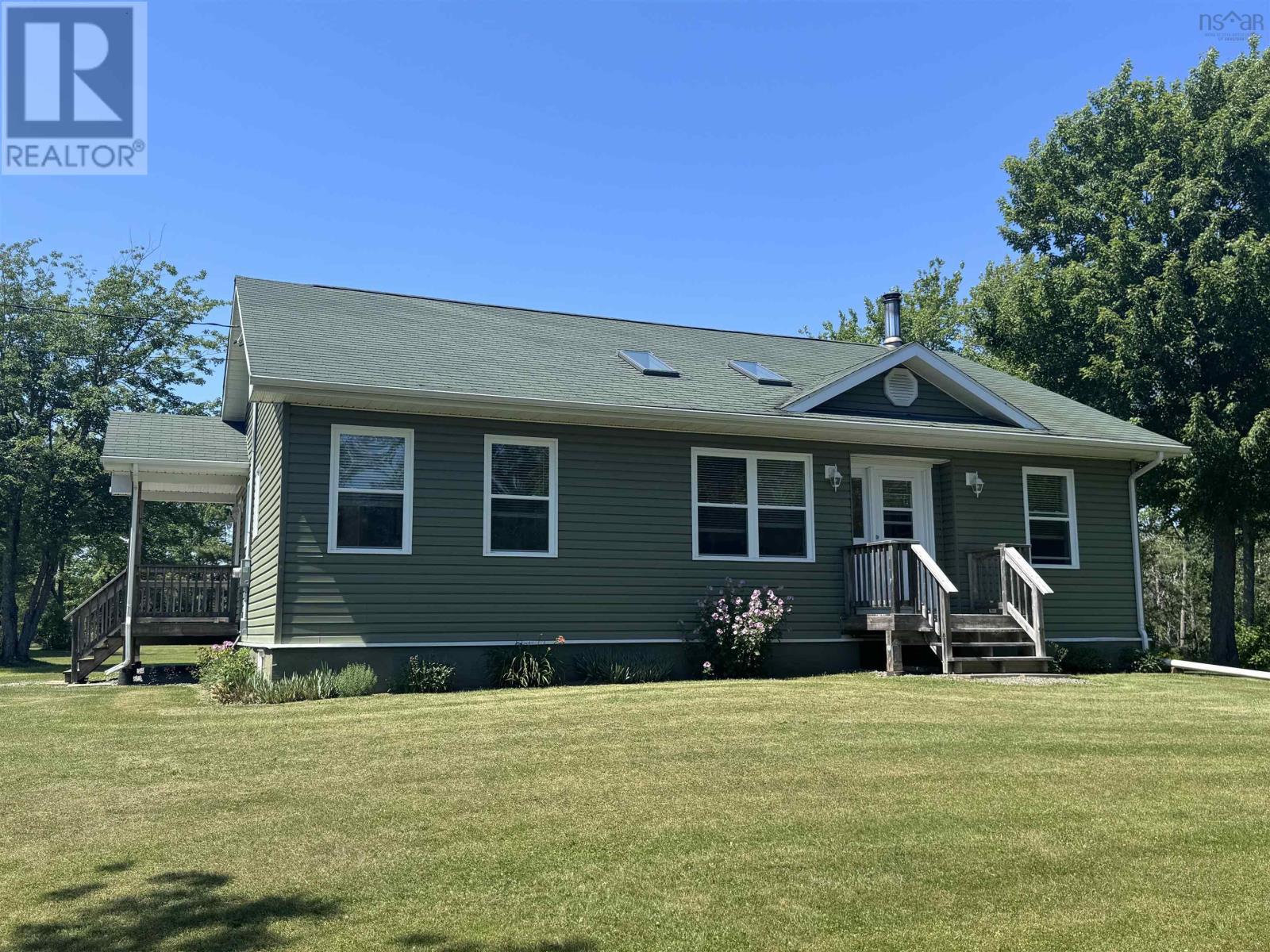 For sale: 537 Wallace River West Rd, Wallace, Nova Scotia B0K1Y0 ...