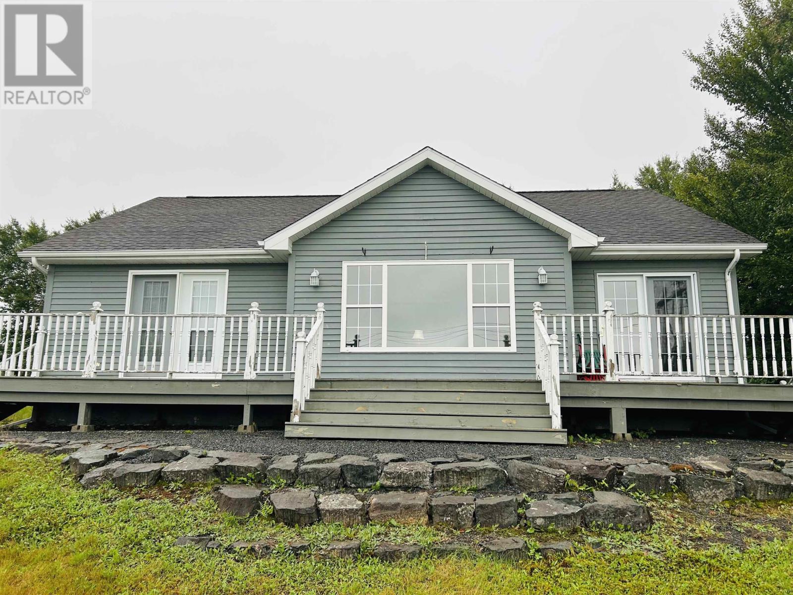 For sale: 43 Lorenzos Way, Sutherlands Lake, Nova Scotia B0M1G0 ...