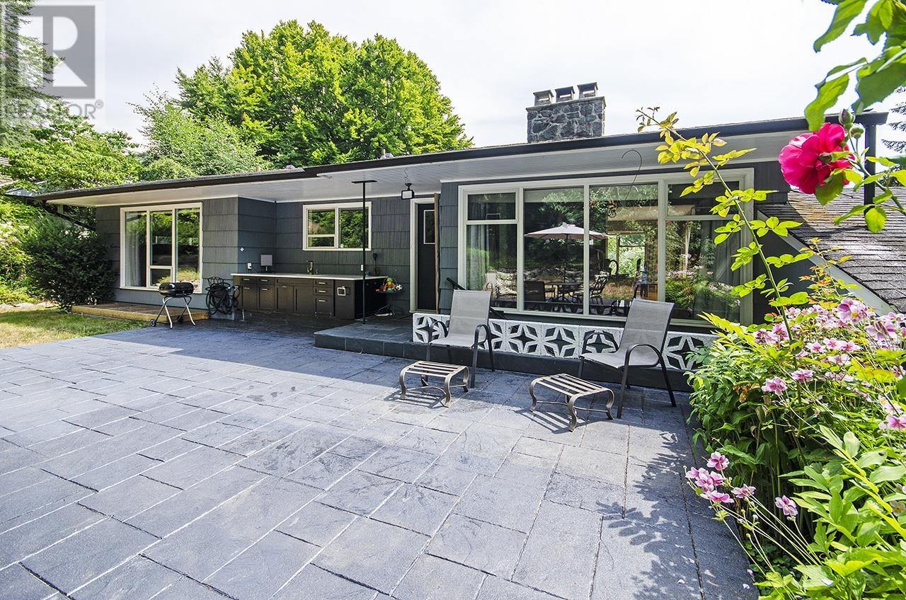 À vendre : 385 STEVENS DRIVE, West Vancouver, Colombie-Britannique ...