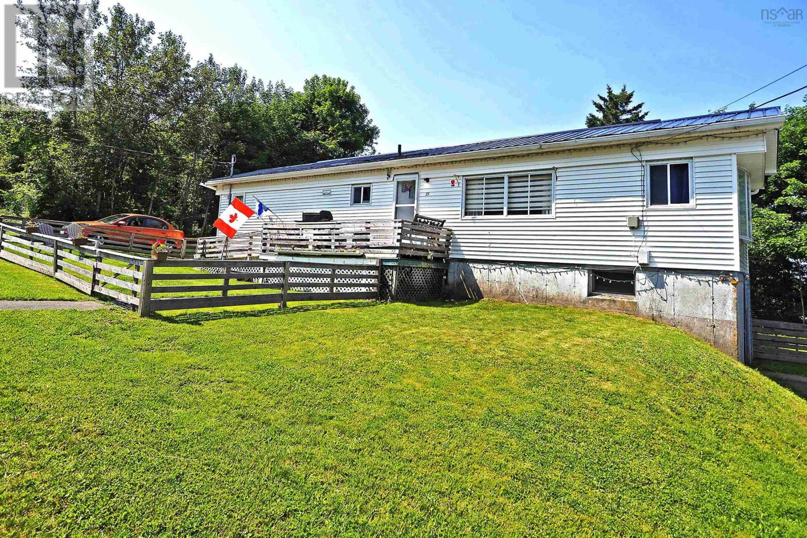 21 Chapel Street, Springhill, Nova Scotia B0M1X0 | REALTOR.ca