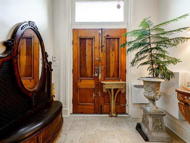 For sale: 1041-1043 Rue Berri, Montréal (Ville-Marie), Quebec H2L4C4 ...