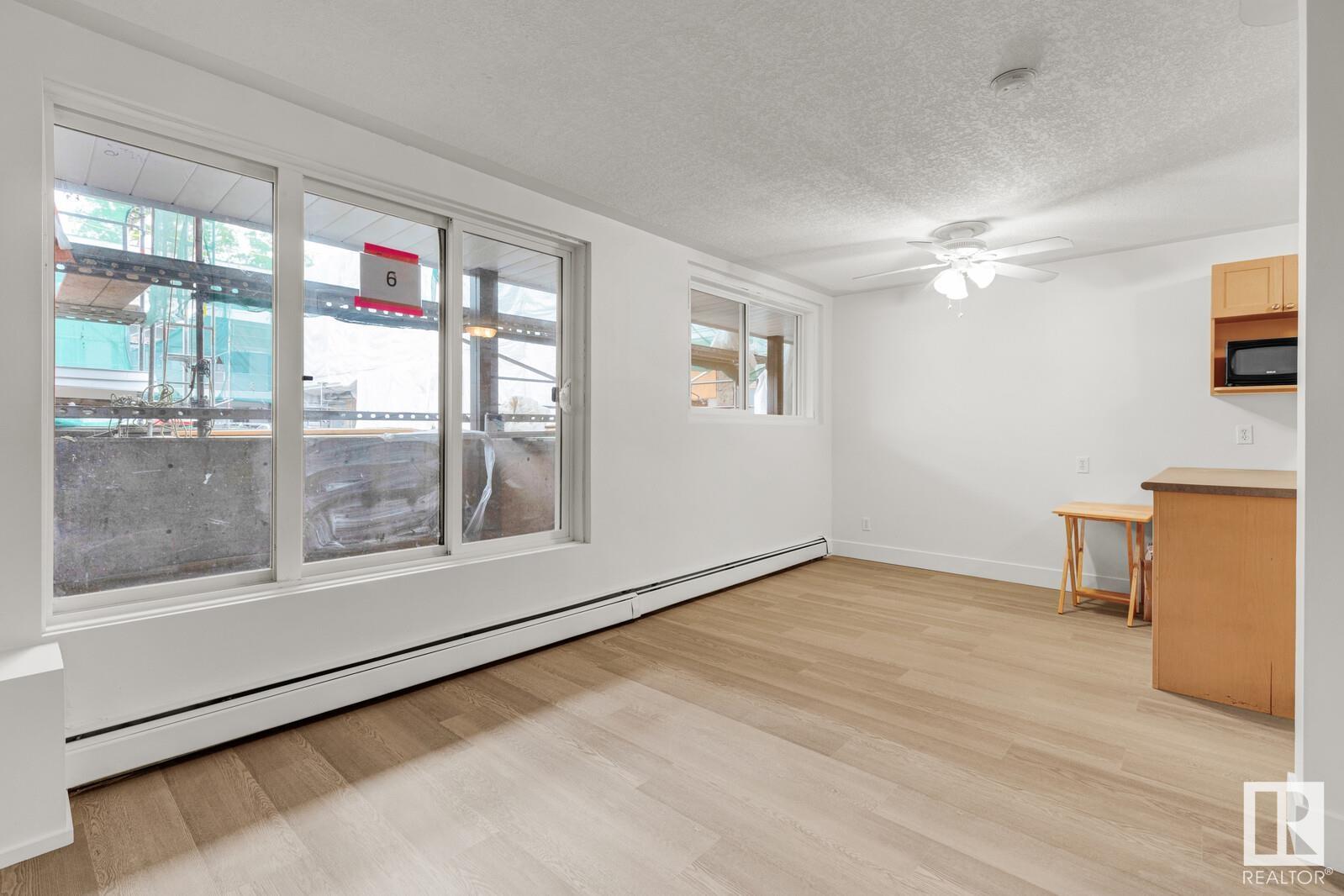 For sale: #6 11008 124 ST NW, Edmonton, Alberta T5M0J4 - E4396157 ...