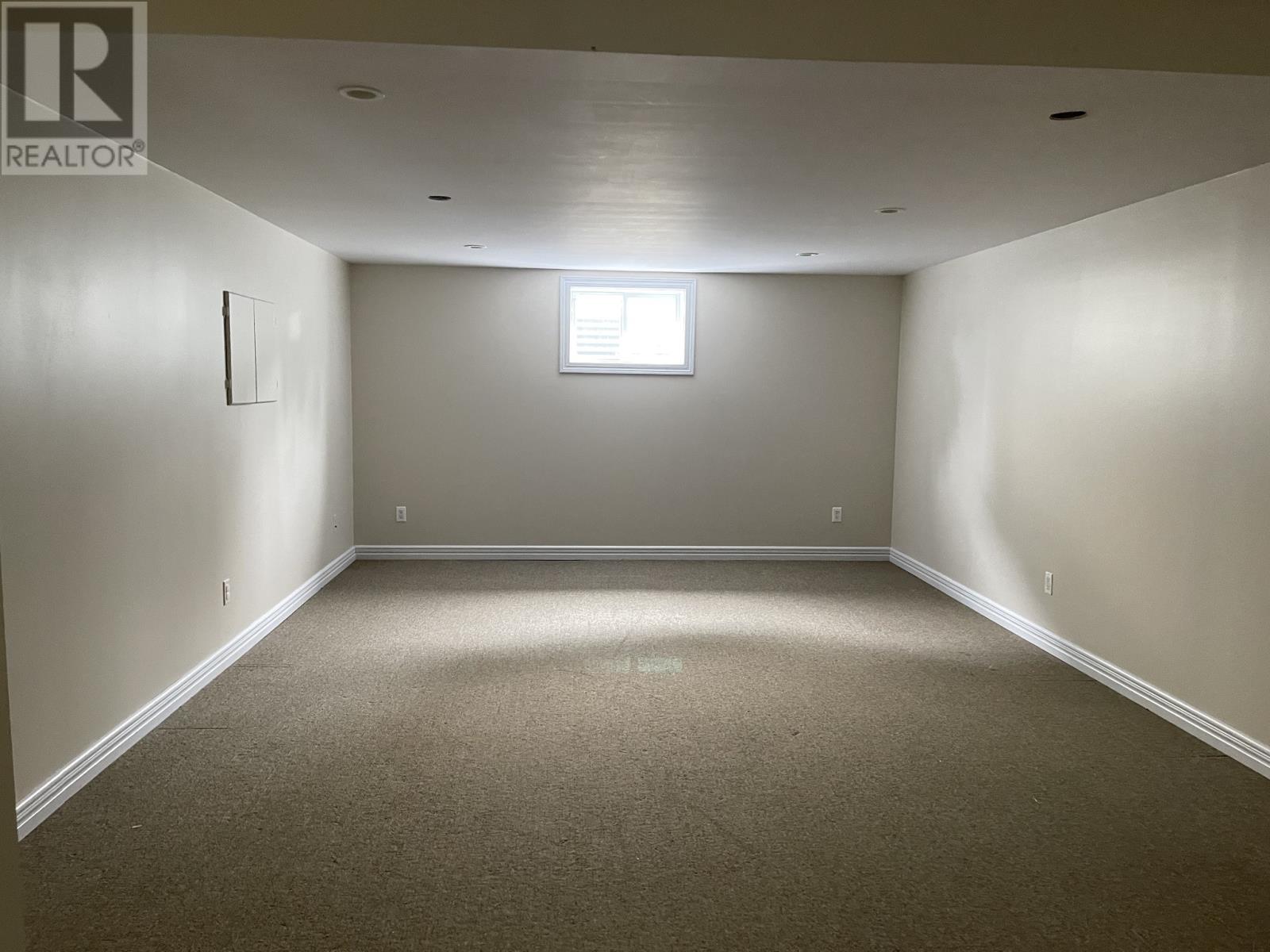 For sale: 16 Tully Place, Gander, Newfoundland & Labrador A1V2X1 ...