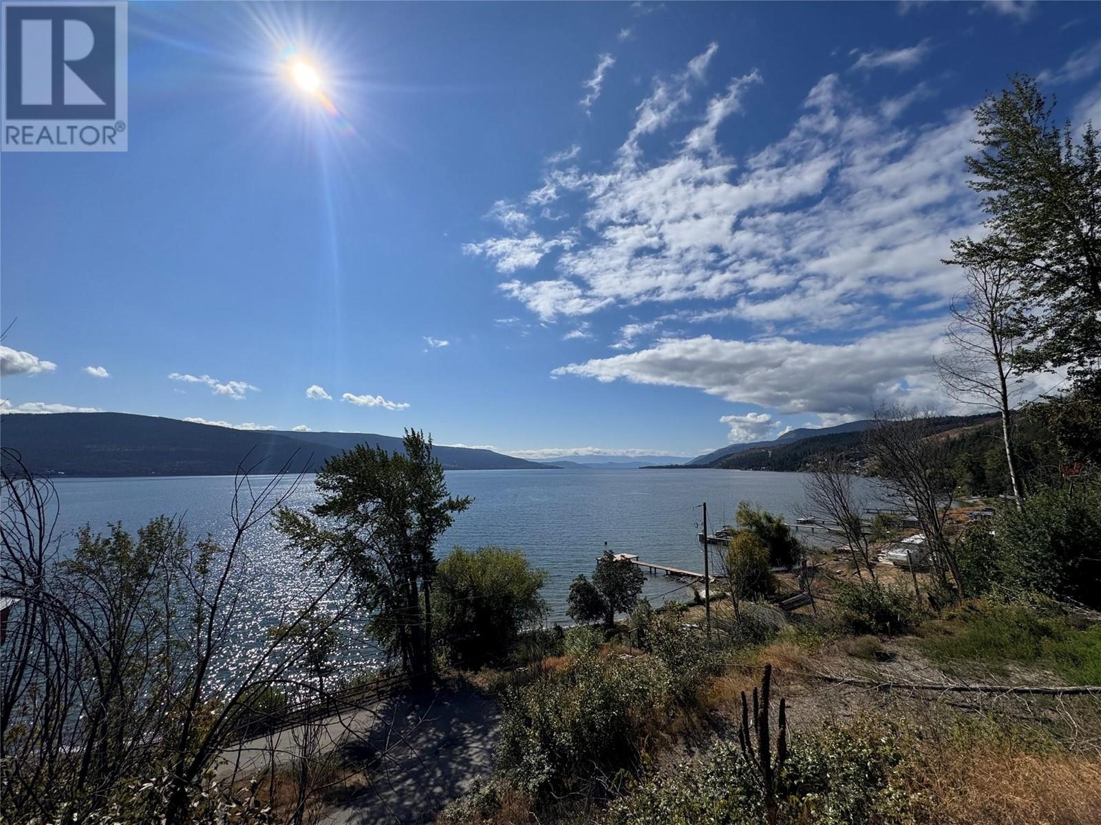 For sale: 9304 Hodges Road, Vernon, British Columbia V1H2C4 - 10322685 ...
