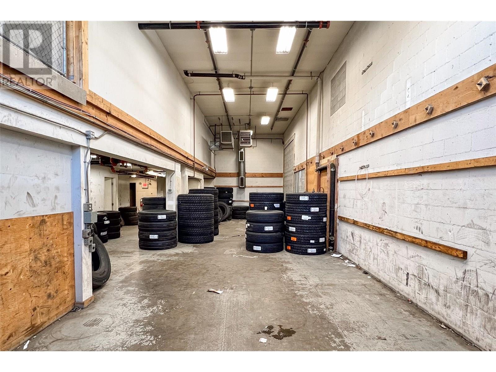 For sale: 1060 Leathead Road Unit# 10, Kelowna, British Columbia V1X2K1 ...