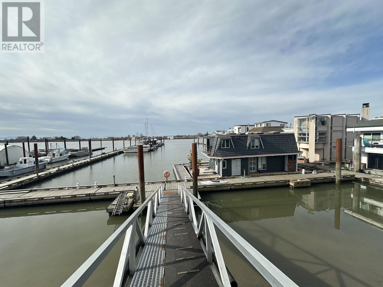 For sale: 3443 W RIVER ROAD, Delta, British Columbia V4K3N2 - R2900953 ...