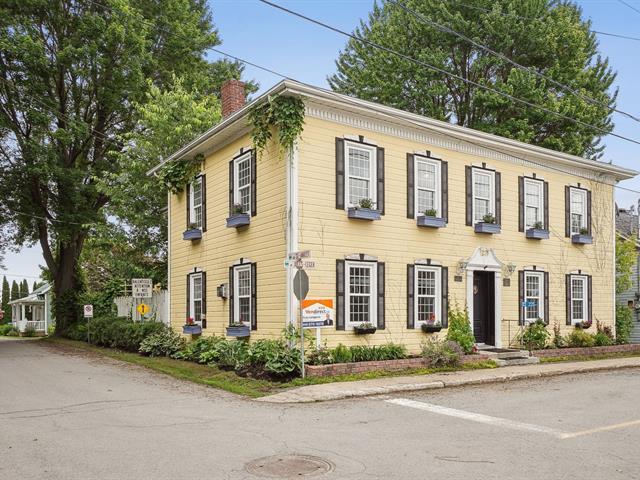 For sale: 225 Av. Jules-Léger, Saint-Anicet, Quebec J0S1M0 - 11739266 ...