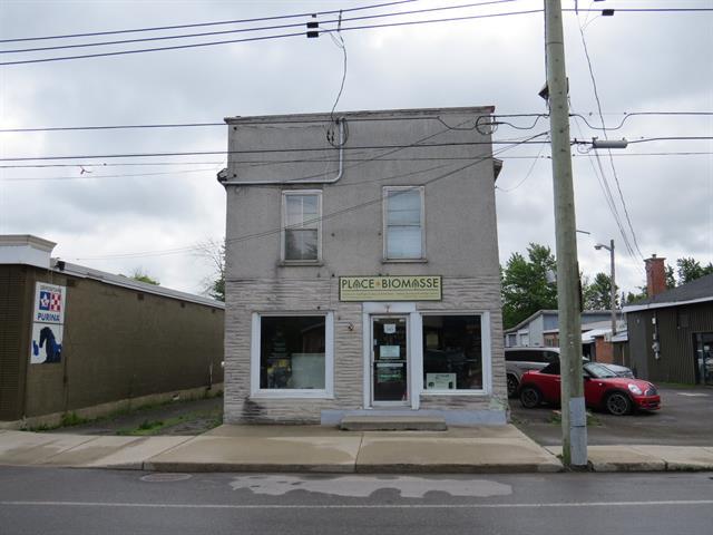 À vendre : 143-145 Rue Châteauguay, Huntingdon, Québec J0S1H0 ...