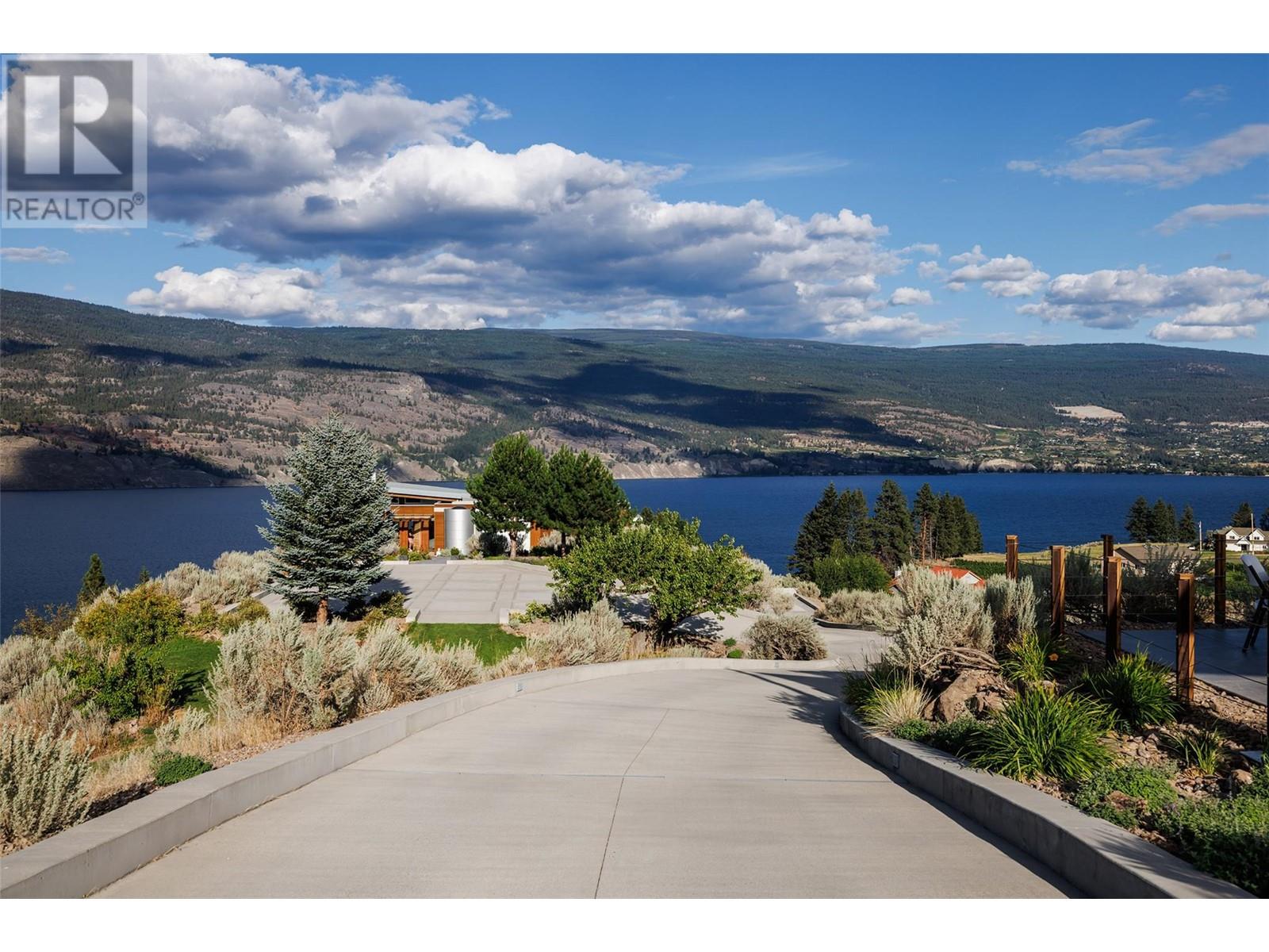 For sale: 18555 Matsu Drive, Summerland, British Columbia V0H1Z6 ...