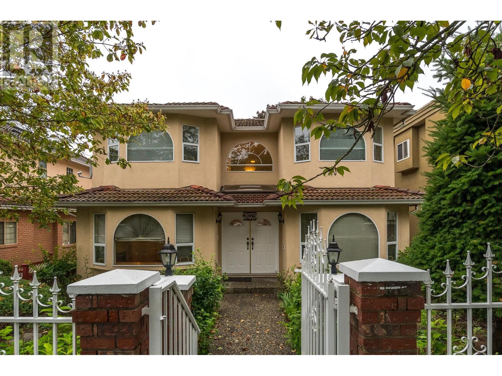 For sale: 7675 VICTORIA DRIVE, Vancouver, British Columbia V5P3Z6 ...