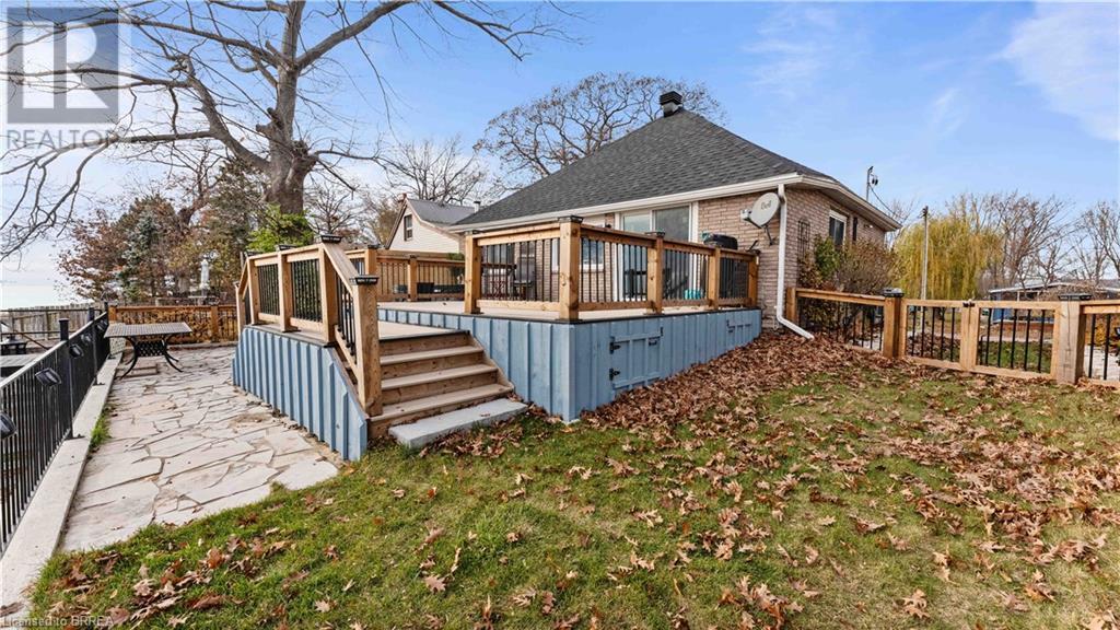 For sale: 28 LAKE Road, Selkirk, Ontario N0A1P0 - 40665199 | REALTOR.ca