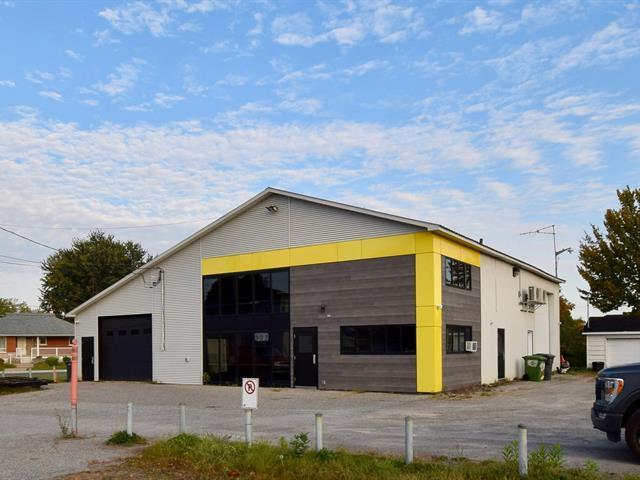 For sale: 902 Rue Daigneault, Acton Vale, Quebec J0H1A0 - 23118083 ...