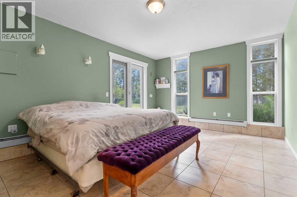 For sale: 102-4042 Highway 587, Rural Red Deer County, Alberta T0M0K0 ...