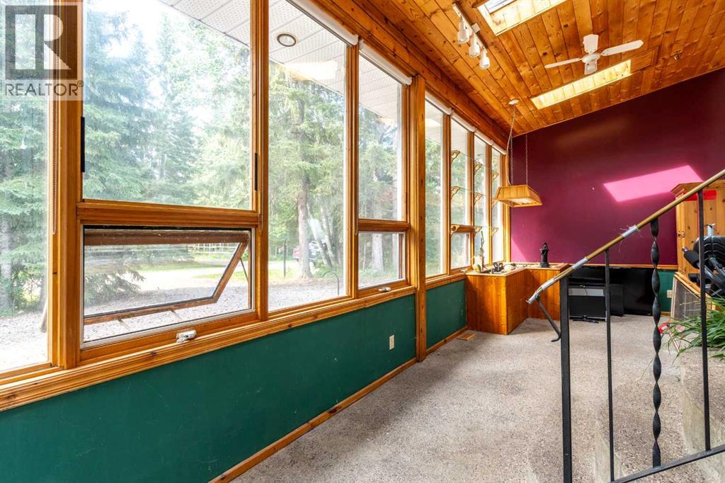 For sale: 102-4042 Highway 587, Rural Red Deer County, Alberta T0M0K0 ...