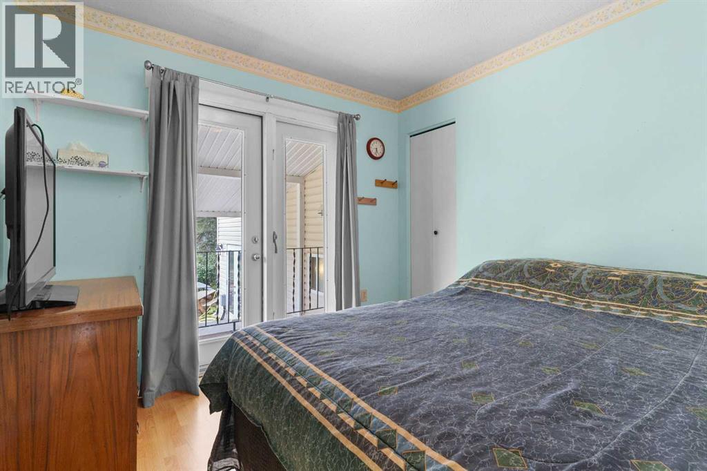 For sale: 102-4042 Highway 587, Rural Red Deer County, Alberta T0M0K0 ...