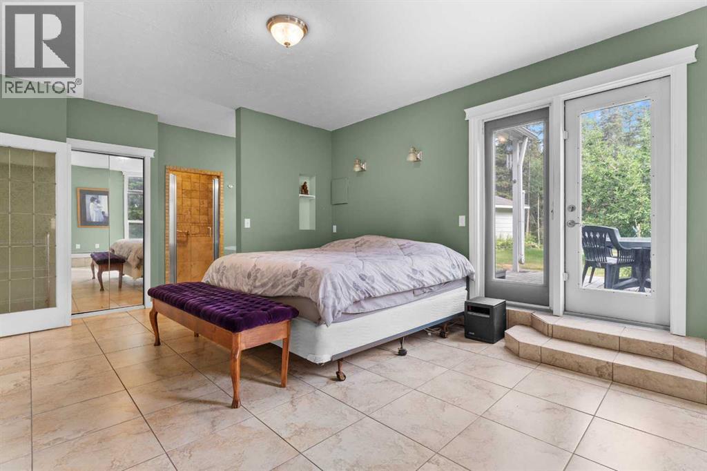 For sale: 102-4042 Highway 587, Rural Red Deer County, Alberta T0M0K0 ...