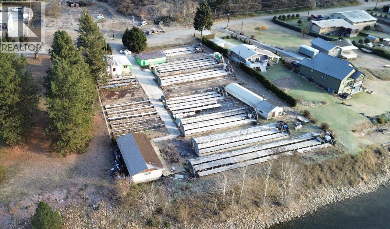 For sale: 8195 OLD WANETA Road, Trail, British Columbia V1R4W9 ...