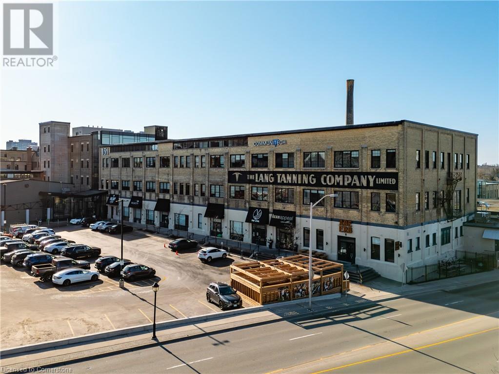 For lease: 121-151 CHARLES Street Unit# C229, Kitchener, Ontario N2G1H6 ...