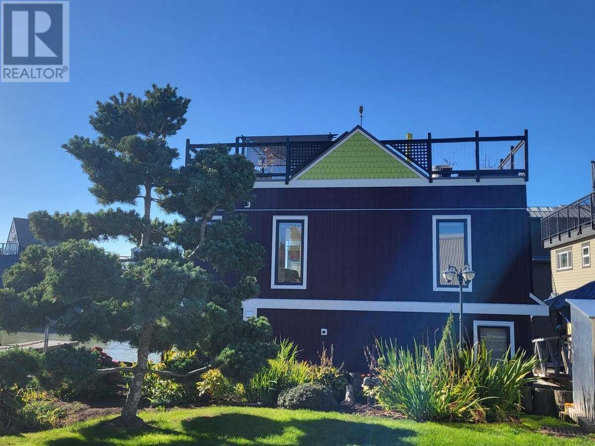 For sale: 1 3473 W RIVER ROAD, Delta, British Columbia V4K5E9 ...