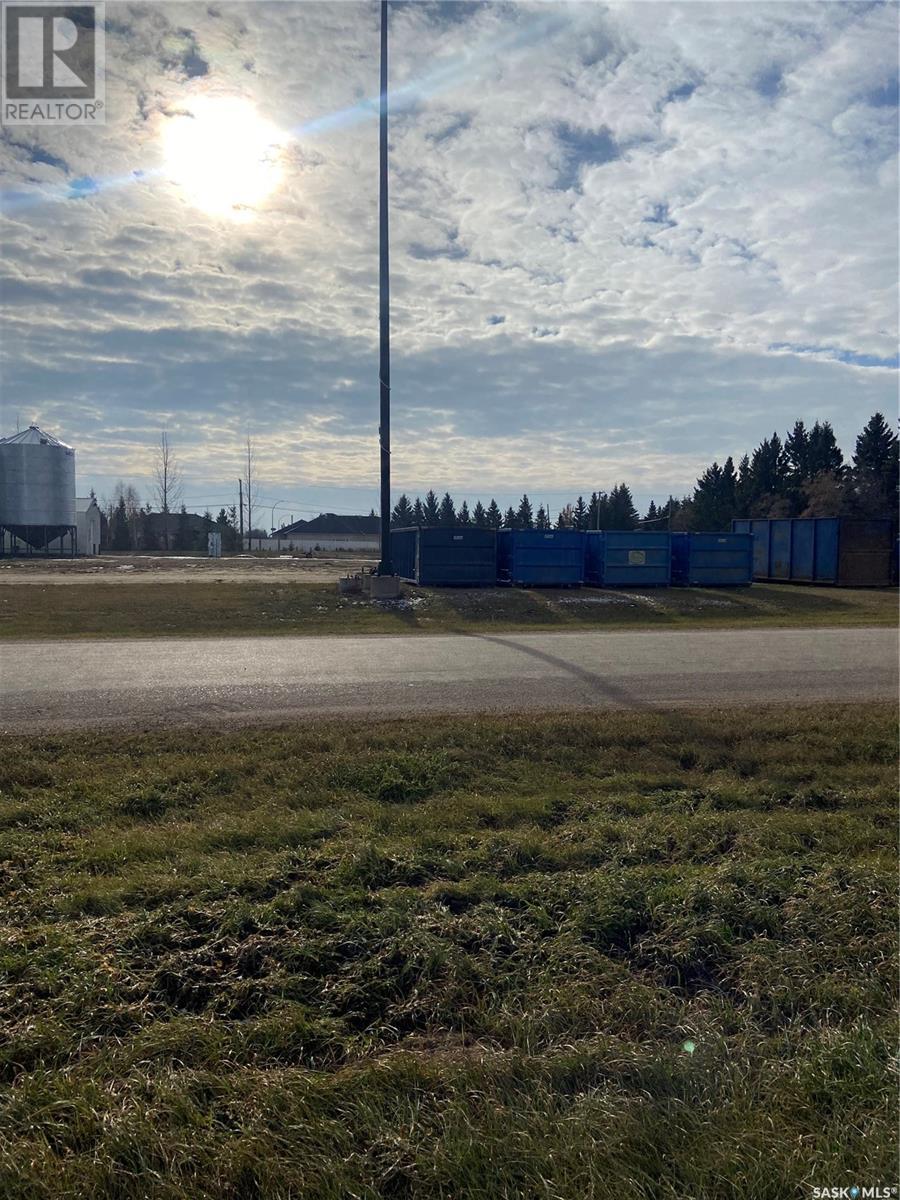 For sale: 411 Service ROAD E, Shellbrook, Saskatchewan S0J2E0 ...