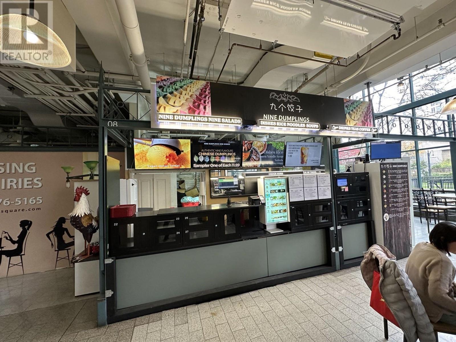 For sale: 8 555 W 12TH AVENUE, Vancouver, British Columbia V5Z3X7 - C8064586 | REALTOR.ca