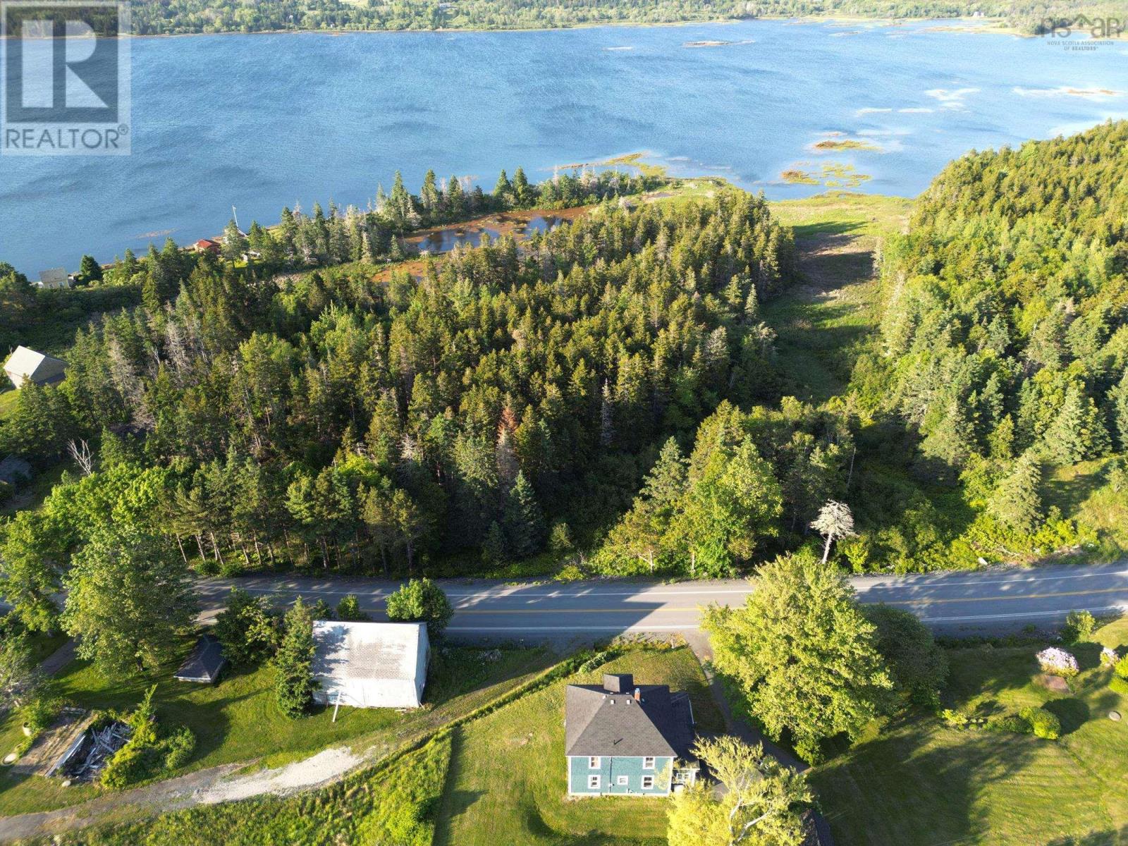 For sale: 2972 Highway 332, Bayport, Nova Scotia B0J2X0 - 202427120 ...