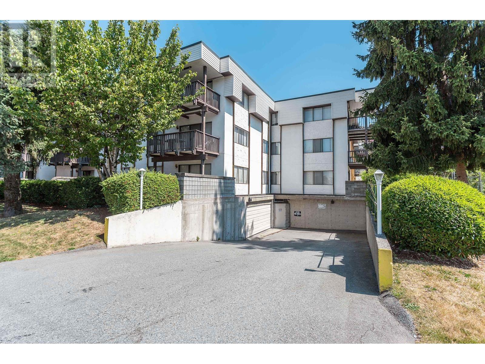 For sale: 126 12170 222ND STREET, Maple Ridge, British Columbia V2X8H1 ...