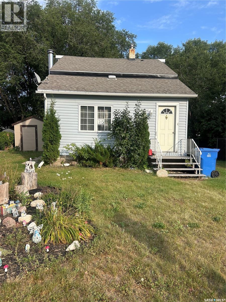 À vendre : 215 Third STREET E, Carnduff, Saskatchewan S0C0S0 - SK989092 ...