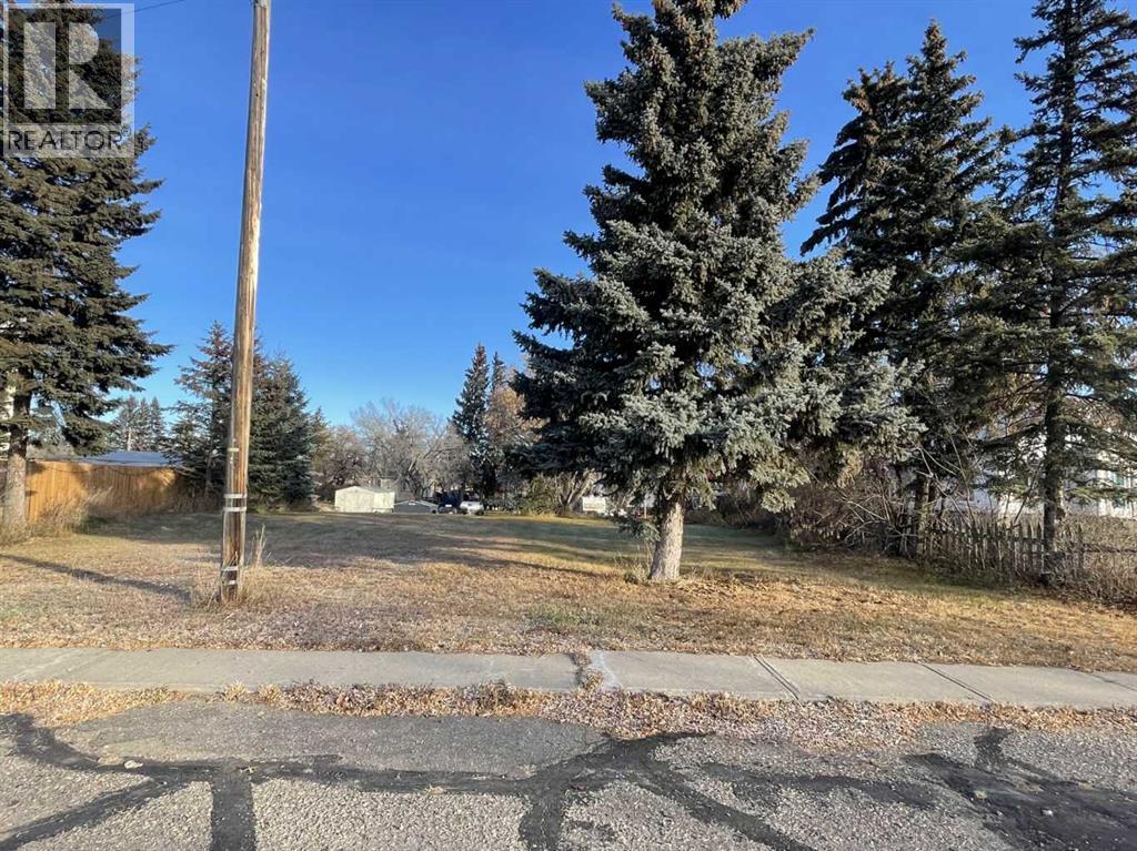 For sale: 4922 50 Avenue, Edgerton, Alberta T0B1K0 - A2183015 | REALTOR.ca