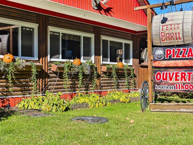 For sale: 1789 Route du Nord, Brownsburg-Chatham, Quebec J8G1E2 ...