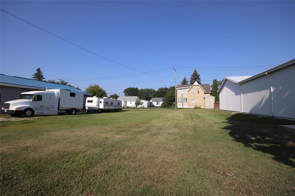 For sale: 110 Main Street N, Carman, Manitoba R0G0J0 - 202427997 ...