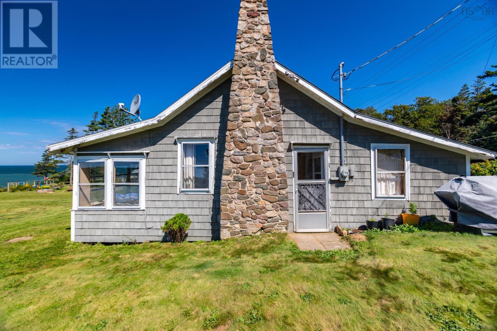 For sale: 147 Hampton Wharf Road, Hampton, Nova Scotia B0S1L0 ...