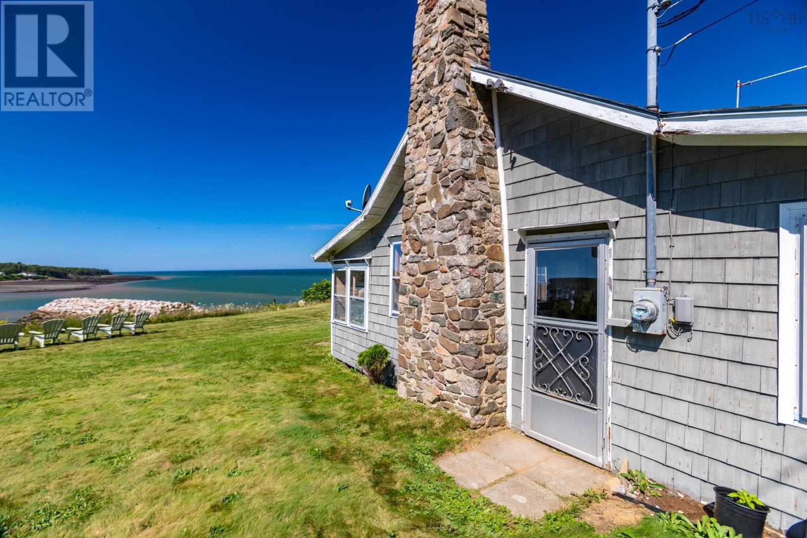 For sale: 147 Hampton Wharf Road, Hampton, Nova Scotia B0S1L0 ...