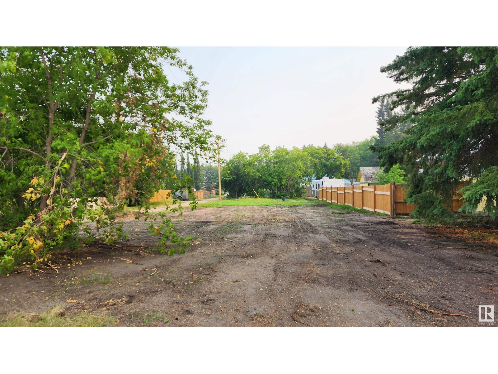 For sale: 5113 52 AV, Elk Point, Alberta T0A1A0 - E4350166 | REALTOR.ca