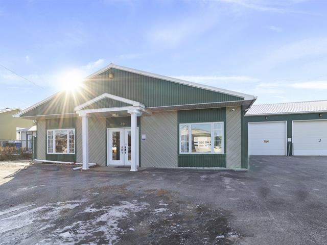 For sale: 20 Rue Patenaude, Saint-Isidore, Quebec J0L2A0 - 9947667 ...