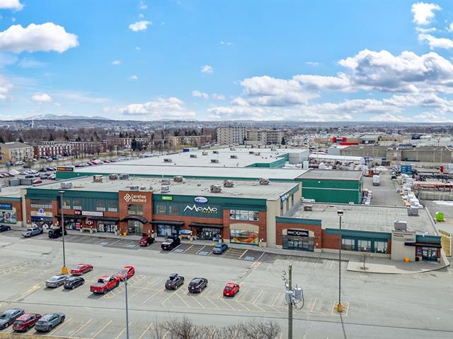 For lease: 220-240 Rue St-Jude N., #211, Granby, Quebec J2J0C2 ...