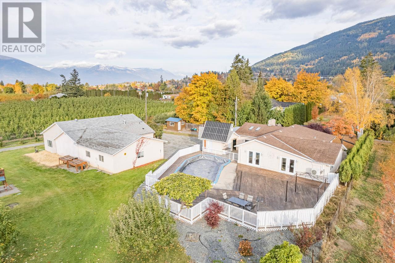 For sale: 2819 ERICKSON Road, Erickson, British Columbia V0B1G1 ...