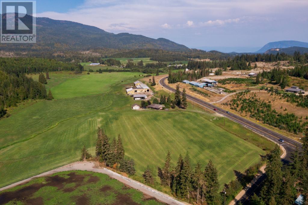 For sale: 9982 97B Highway, Enderby, British Columbia V0E1V3 - 10331525 ...