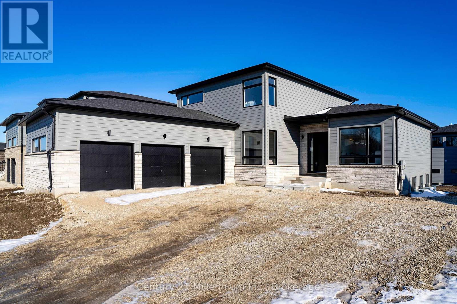 For sale: 116 SLADDEN COURT, Blue Mountains, Ontario N0H2P0 - X11915176 ...