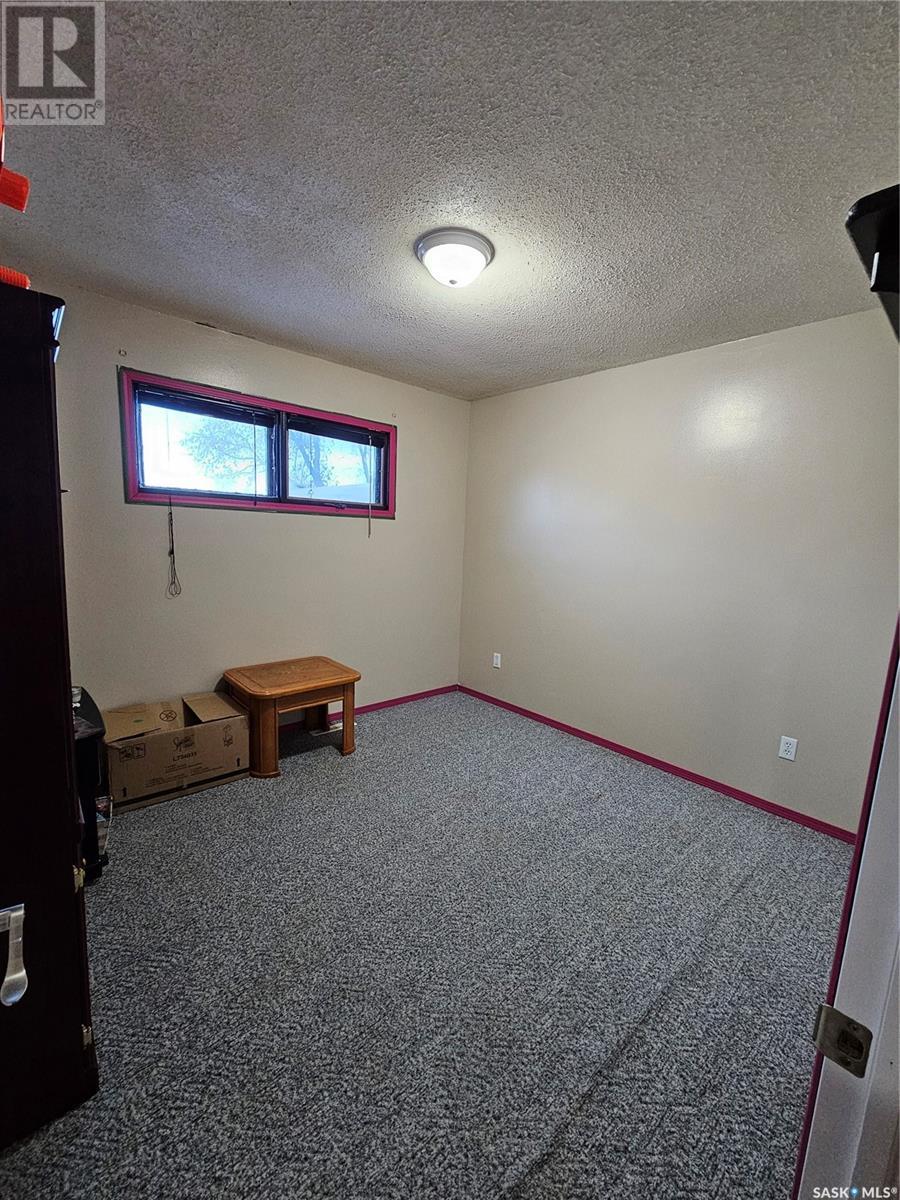 For sale: 380 3rd STREET W, Unity, Saskatchewan S0K4L0 - SK992603 ...