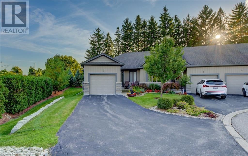For sale: 250 HOSTETLER Road Unit# 9, New Hamburg, Ontario N3A0E4 ...