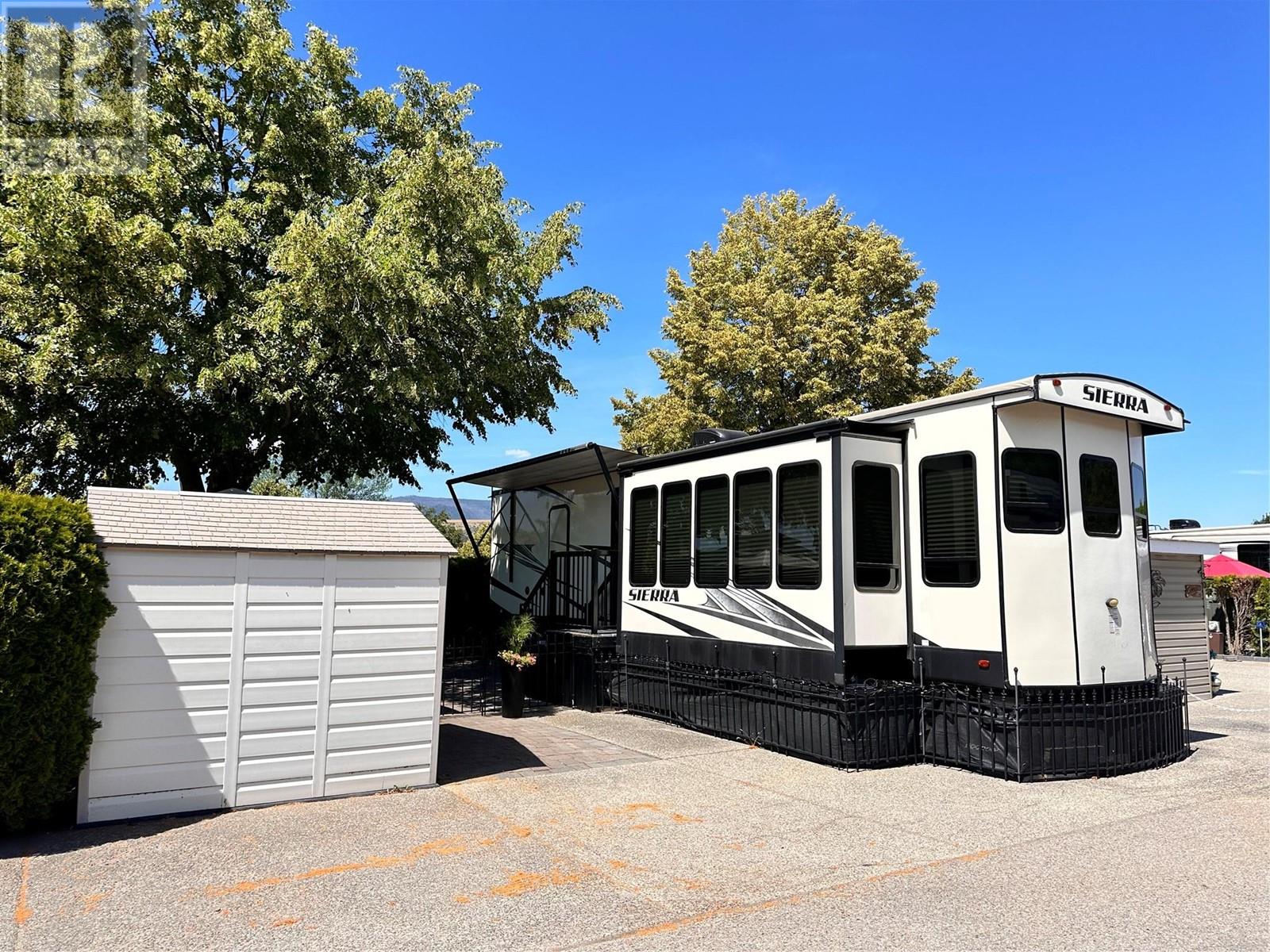 For sale: 8000 Highland Road Unit# 31, Vernon, British Columbia V1B3W6 ...