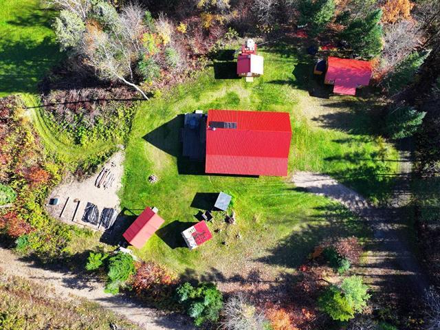 For sale: 382 Ch. Watt, Waltham, Quebec J0X3H0 - 18296265 | REALTOR.ca