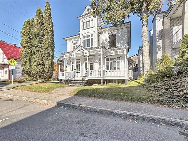 For sale: 383-387 Rue St-Joseph, Saint-Raymond, Quebec G3L1K1 ...