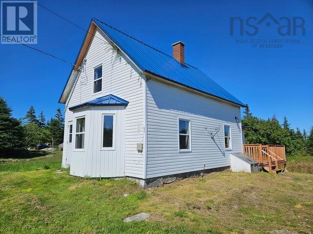 For sale: 67 Bear Point Road, Bear Point, Nova Scotia B0W3B0 ...