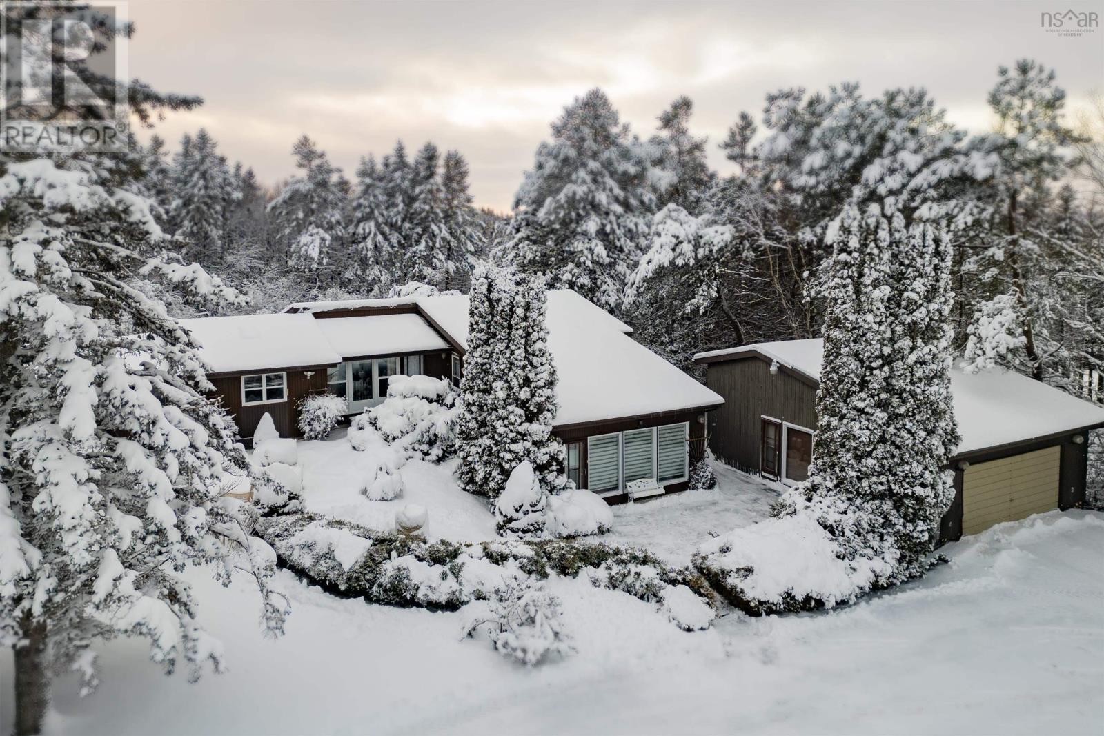 18821 Highway 2, Fenwick, Nova Scotia B0L1C0 | REALTOR.ca